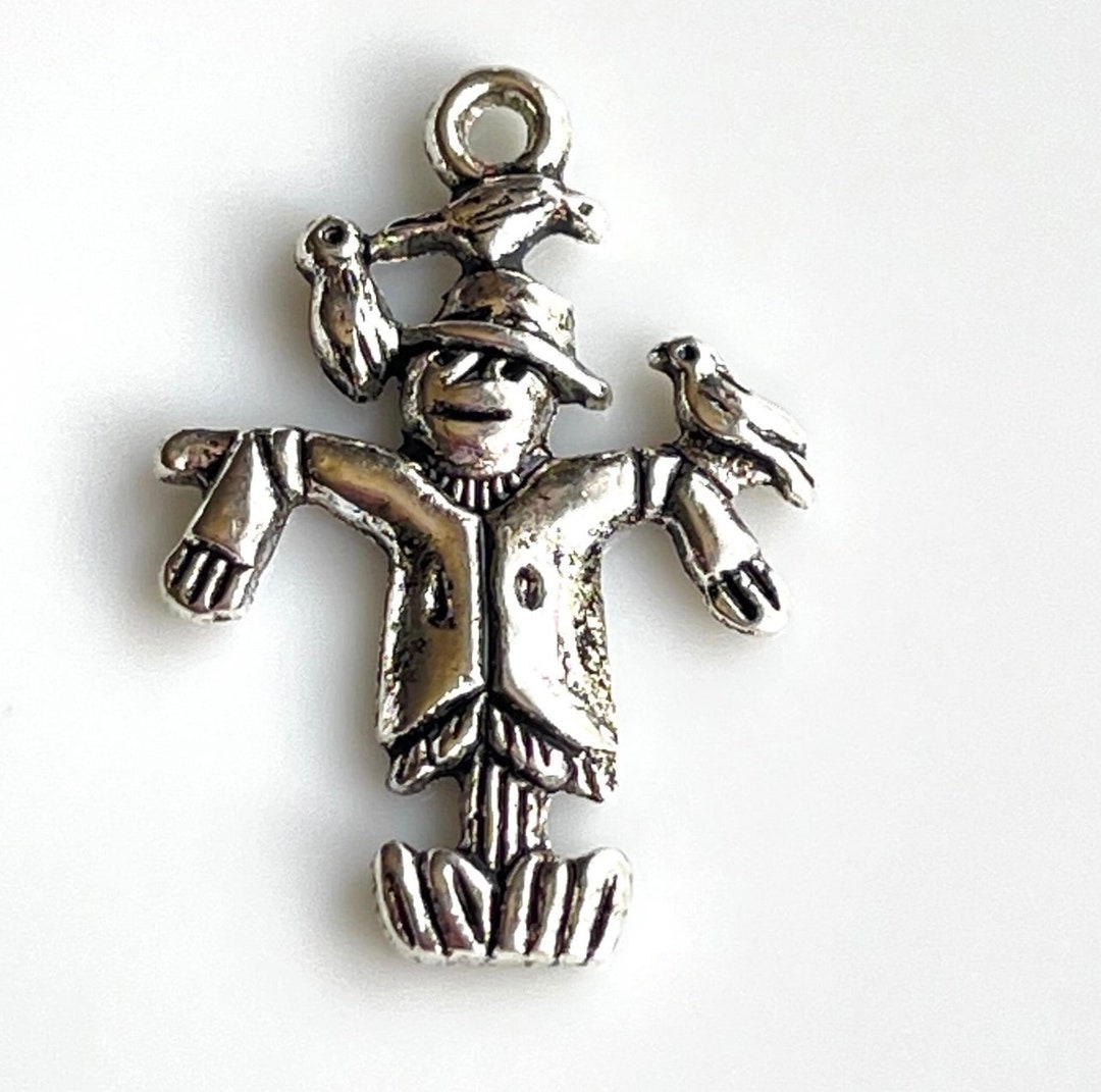 3 - Scarecrow Charms #608 ••••• - Etsy