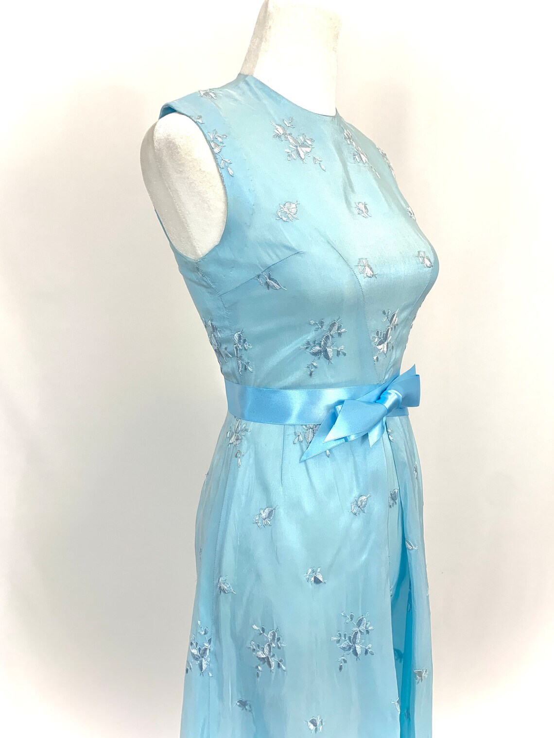 Icy Blue 60s Embroidered Shift Dress - Etsy