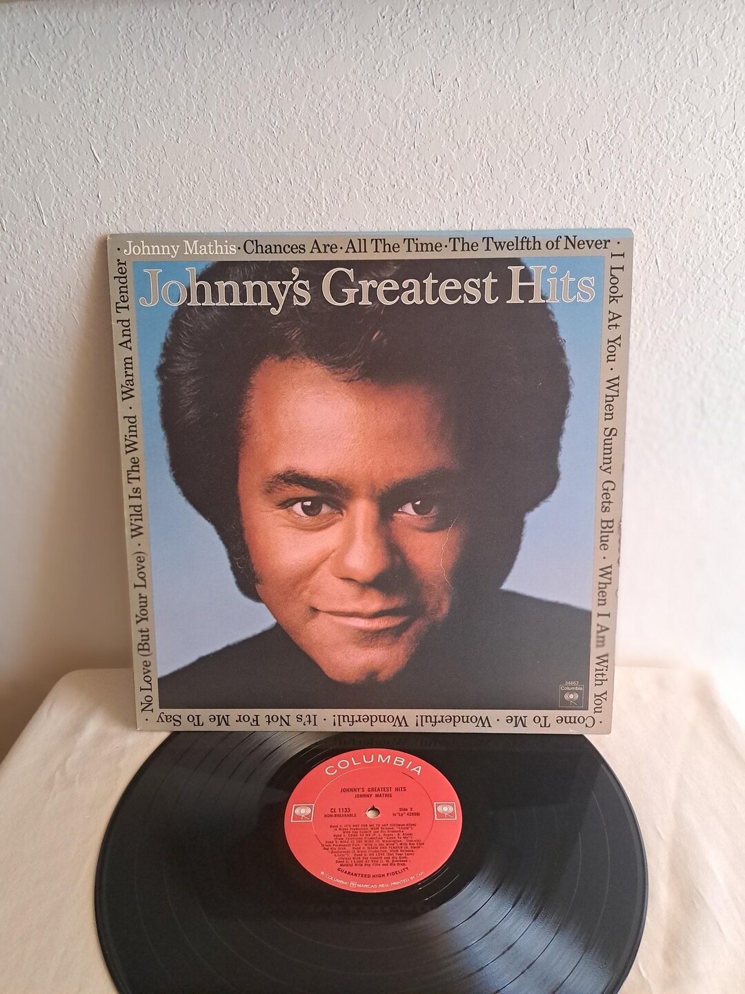 Johnny Mathis / Johnny's Greatest Hits / 1977 - Etsy