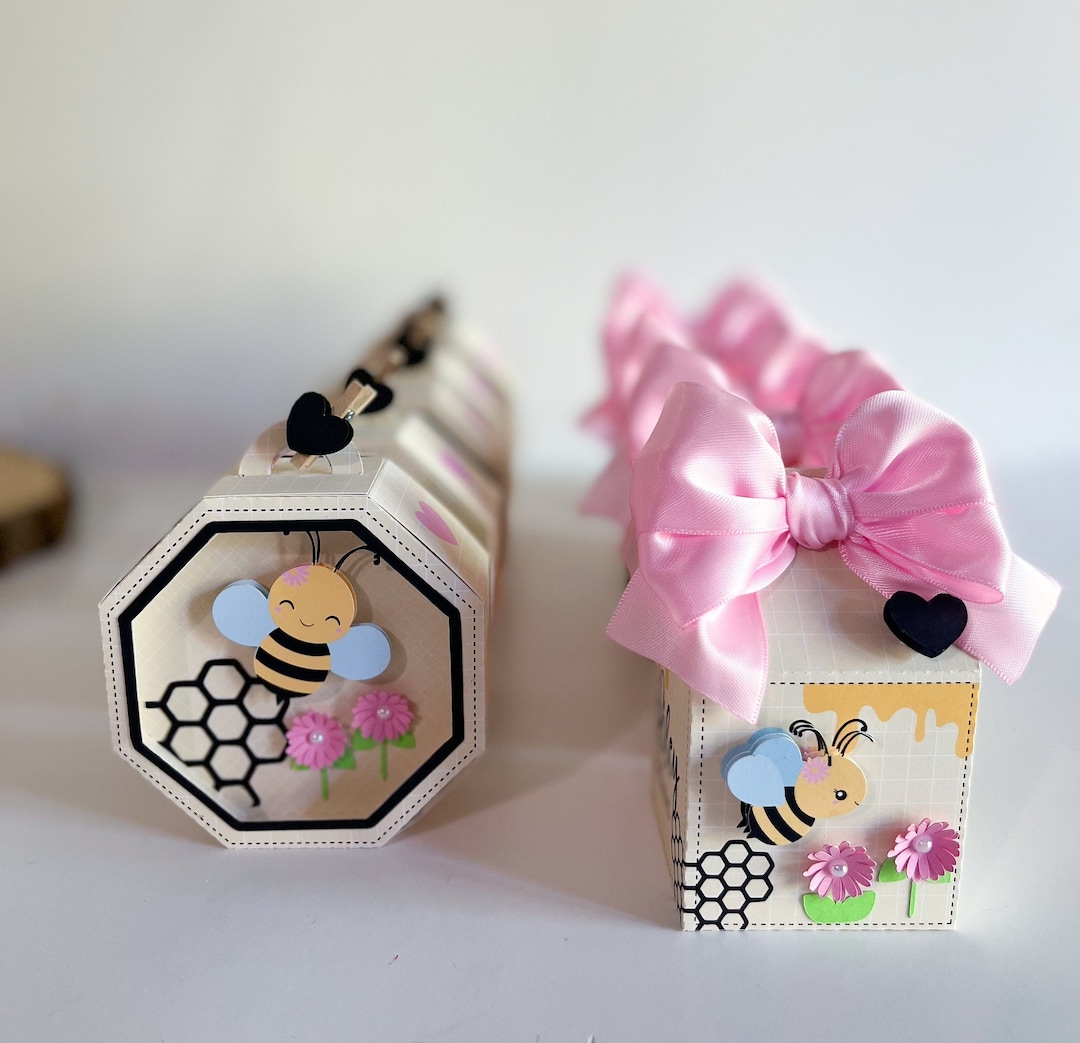 Cute Bee Party Favor. Cute Bee Treat Boxes. Party Decor and Gift Boxes ...