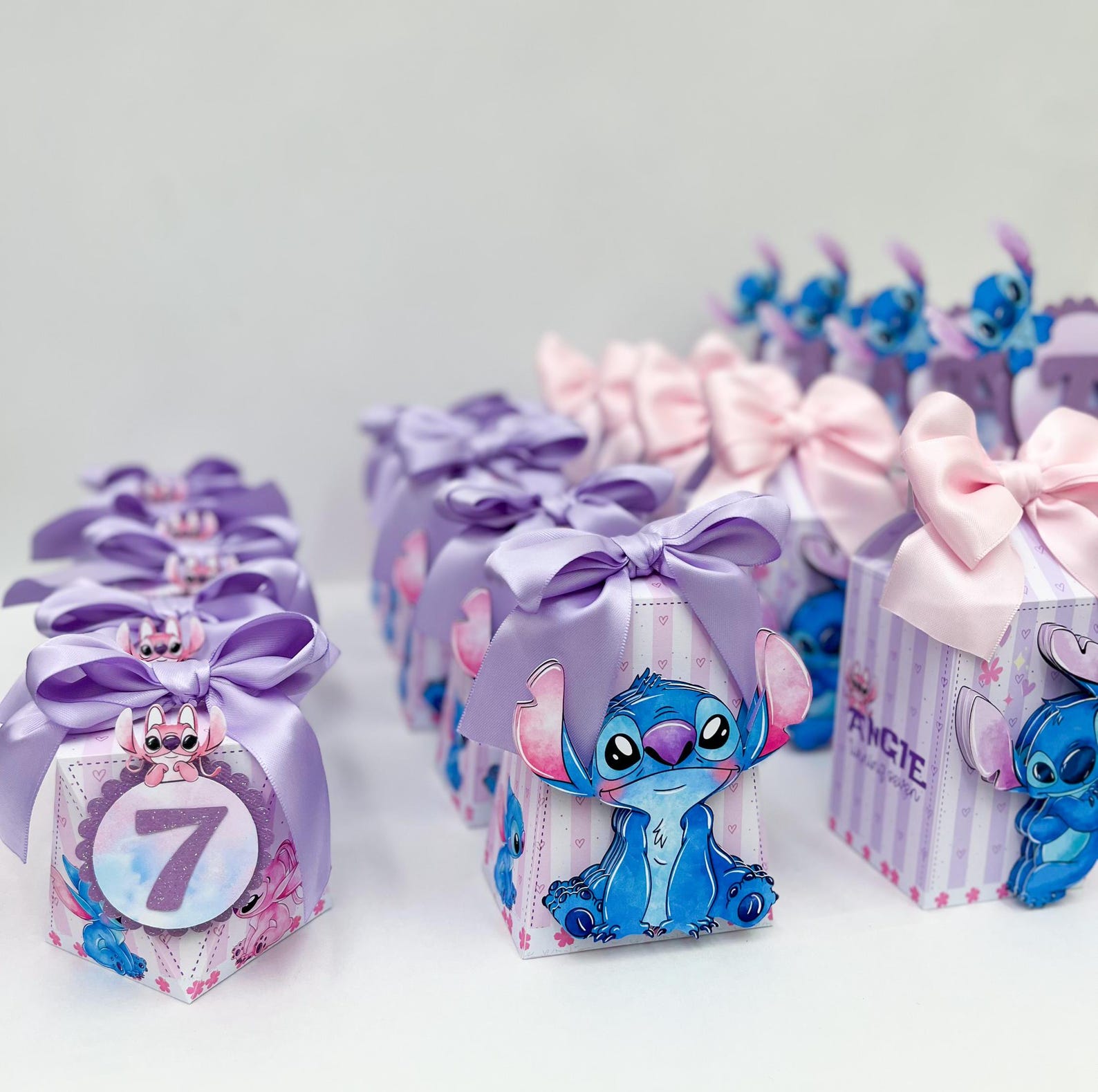 SET 20PCS Stitch Party Box. Gable Box Lilo and Angel. Lilo & Stitch ...