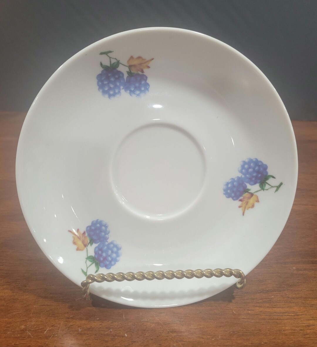 Vintage Dainty Tea Cup and Unique Handle. Blue Floral and Berry Design ...