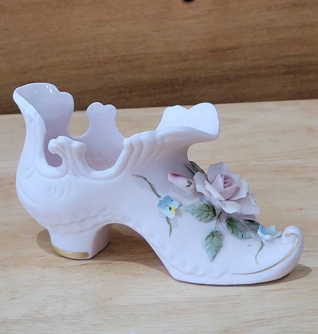 Vintage Lefton China Pink Porcelain Ladies Old Fashioned Shoe. Applied ...