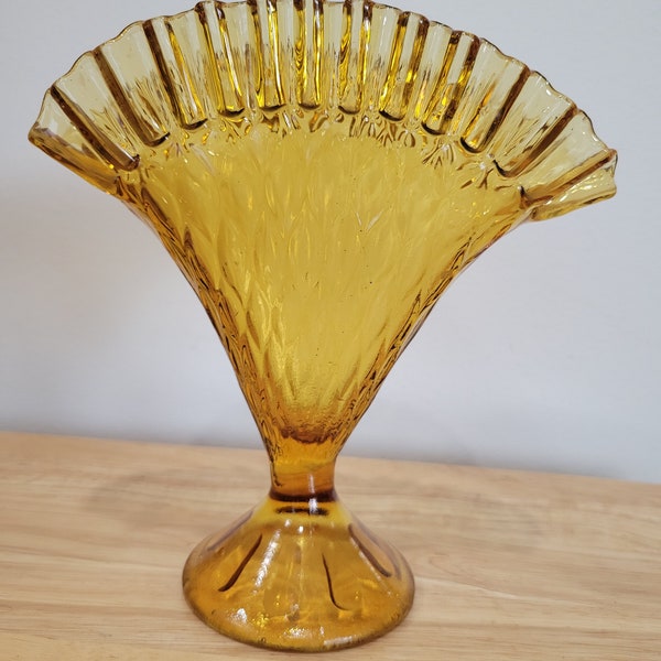 Fan Shaped Vase - Etsy