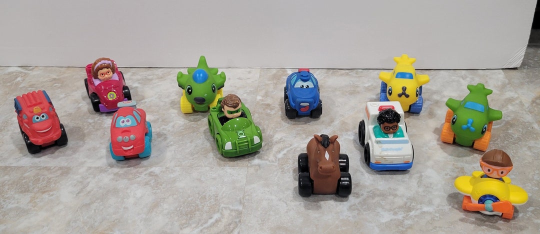 Set of 12 Fisher Price Little People Cars, Horse Airplane Vehicles ...