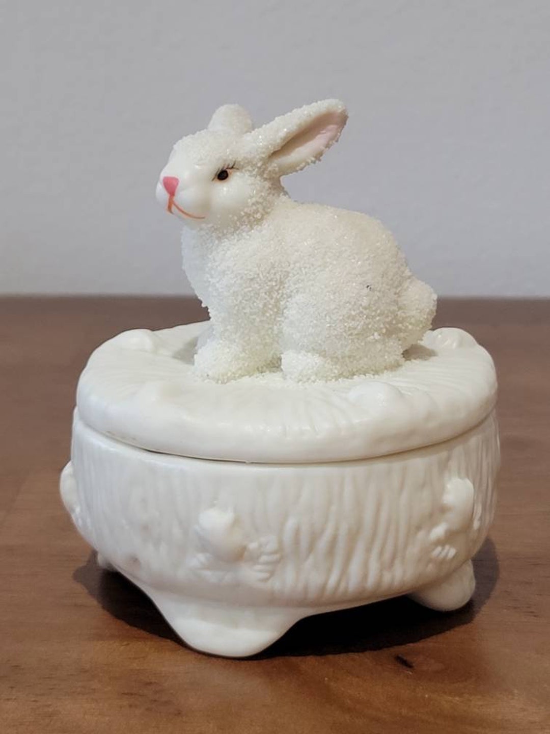 Vintage Easter Bunny Rabbit Trinket Box Creamy White With Glittery ...