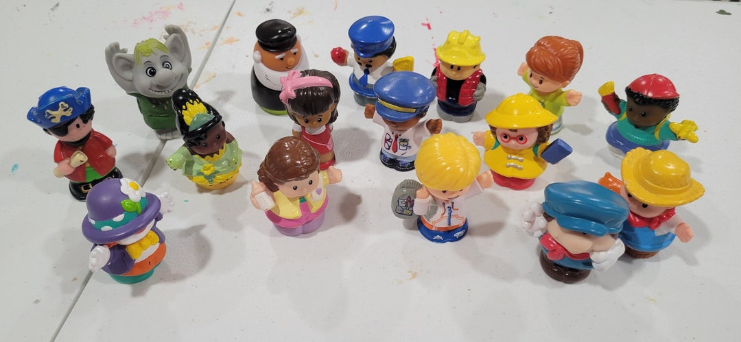 Set of 16 Little People Girls, Boys, Community Helpers Plus a Green ...