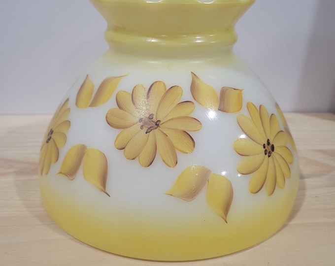 Vintage Milk Glass Gone With the Wind Hurricane Lamp Light Shade 8 ...