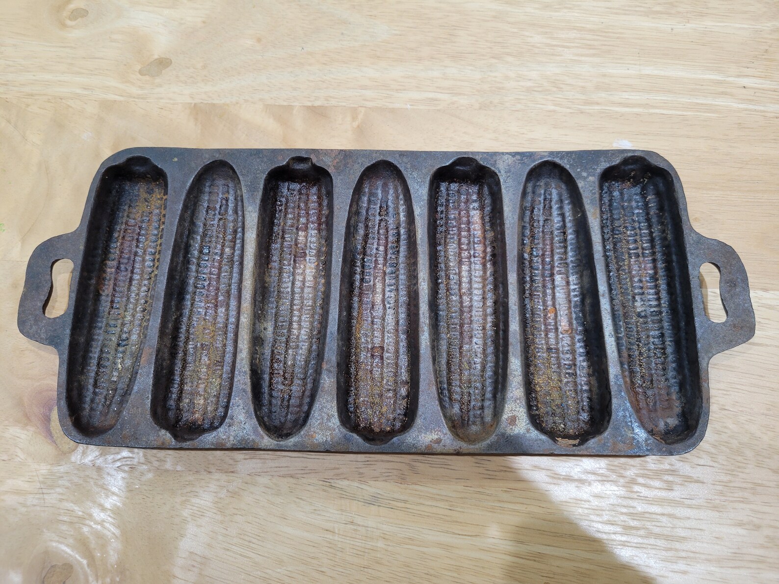 Antique Cast Iron Cornbread Muffin Corn Mold Baking Pan - Etsy