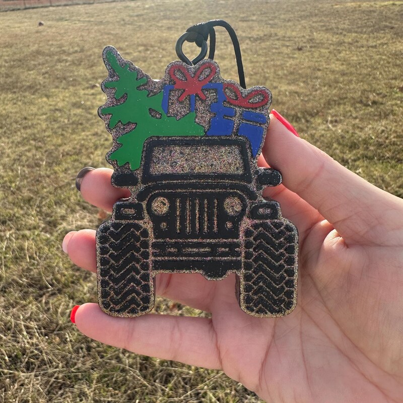 Jeep Gifts - 60+ Gift Ideas for 2025