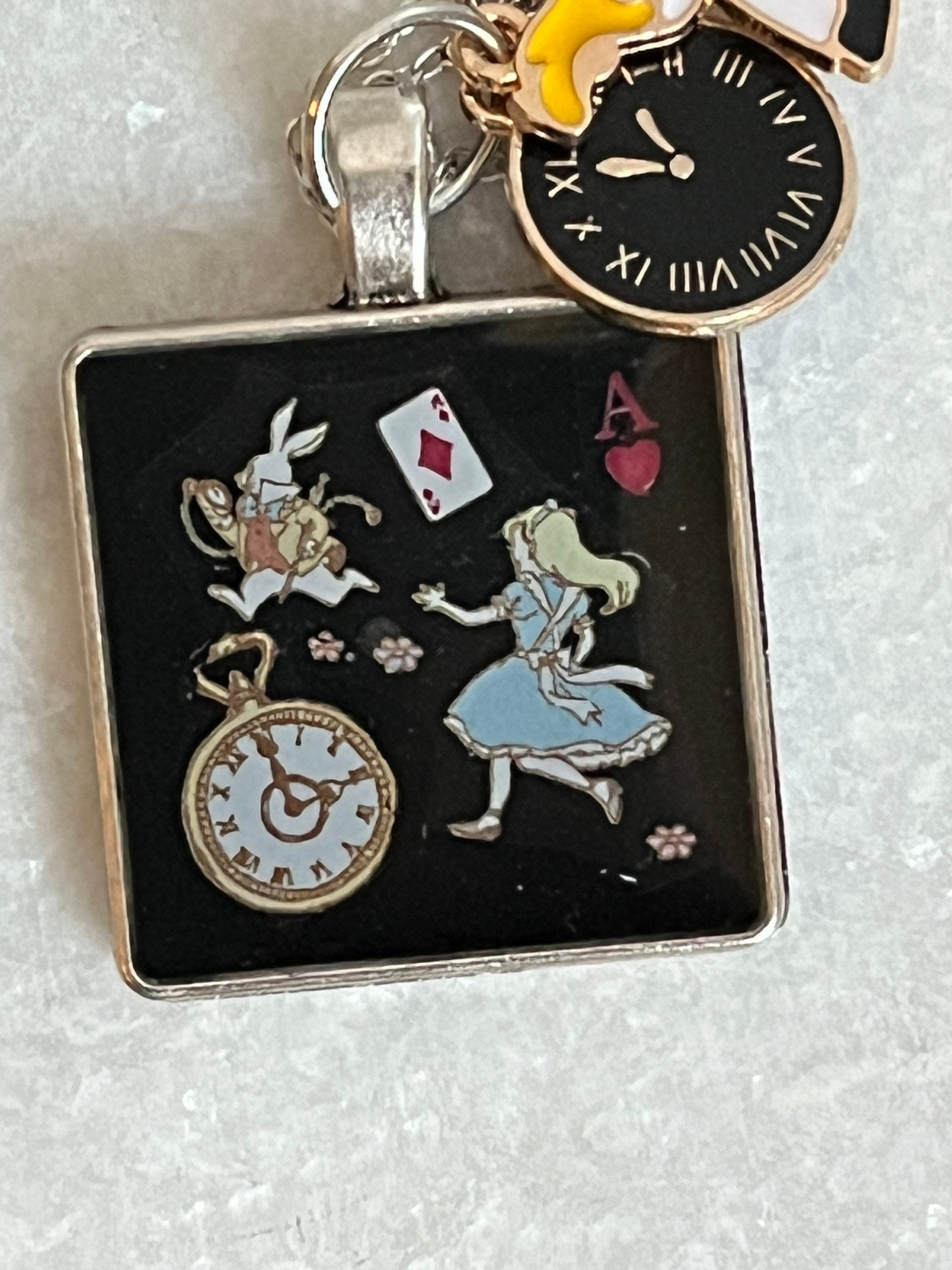 Large Alice in Wonderland Necklace - Etsy