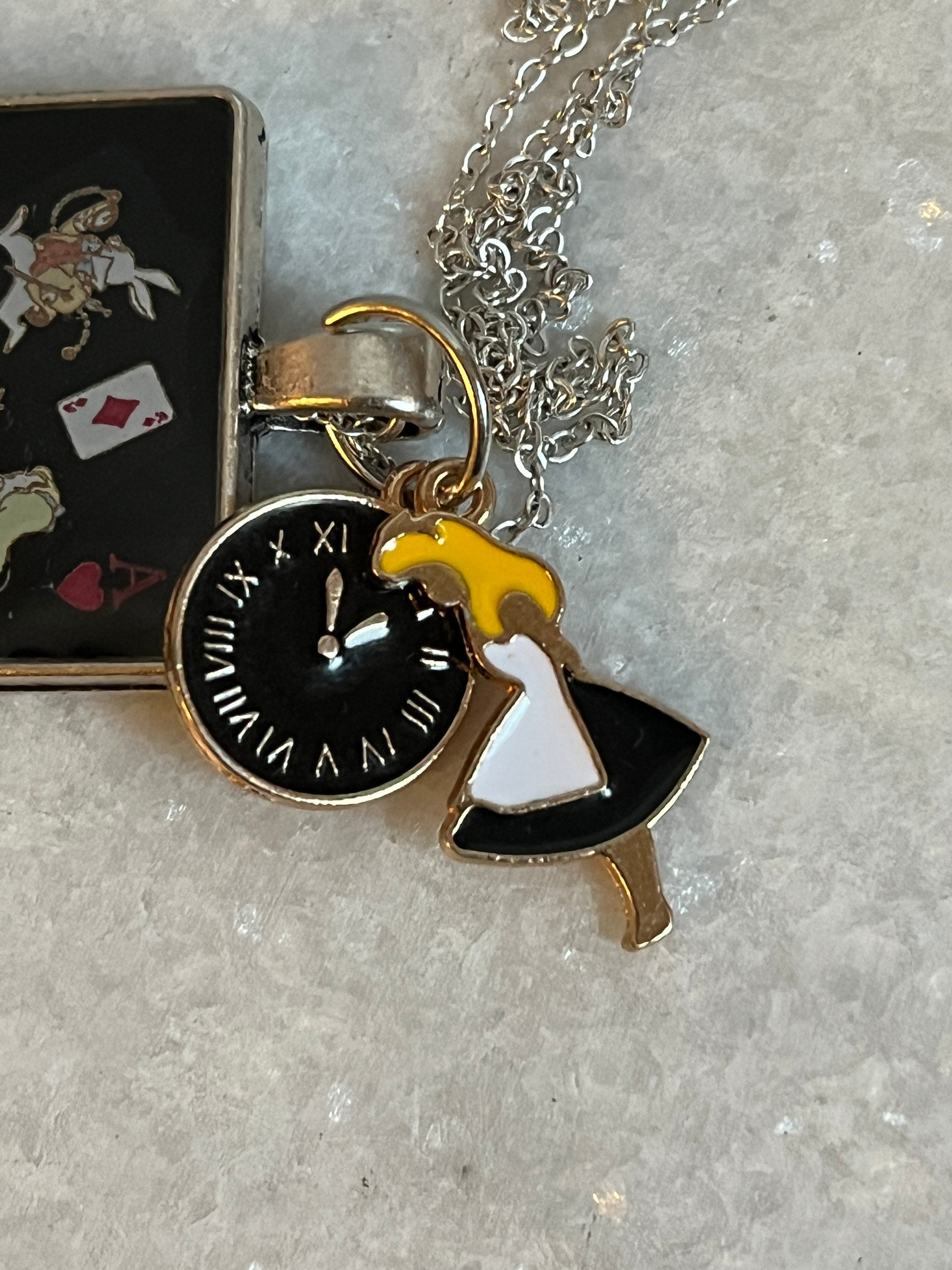 Large Alice in Wonderland Necklace - Etsy