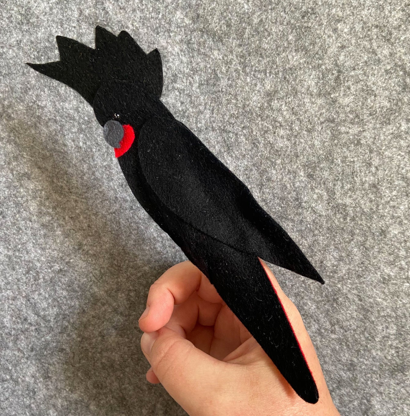 Red-tailed Black Cockatoo & Cockatoo Finger Puppets 2 Pack Circle Time ...