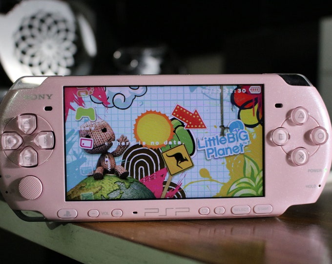 Modded Sony PSP 3000. 6.61 CFW Mod. 128gb. Charger and Battery + Themes ...