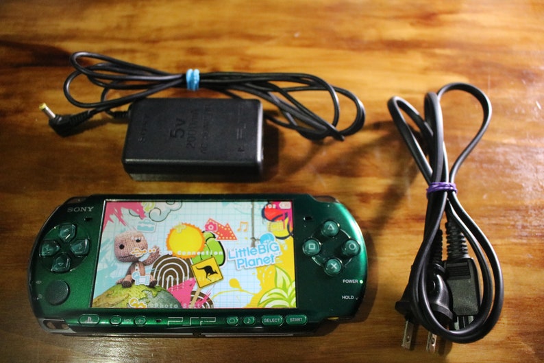 Modded Sony PSP 3000. Emerald Green. 6.61 CFW Mod. 128gb. - Etsy