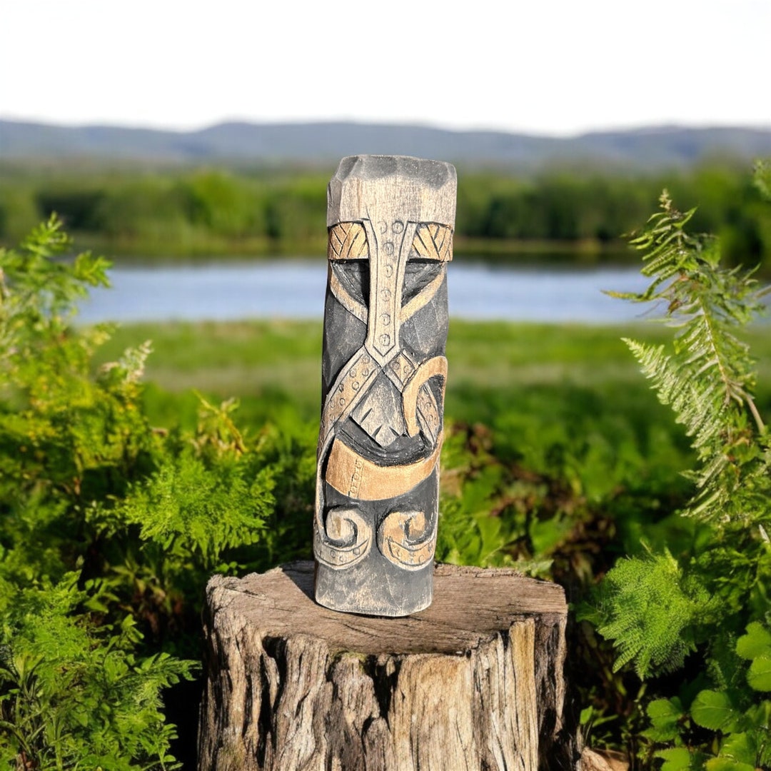 Heimdall Wood Altar Totem - Etsy