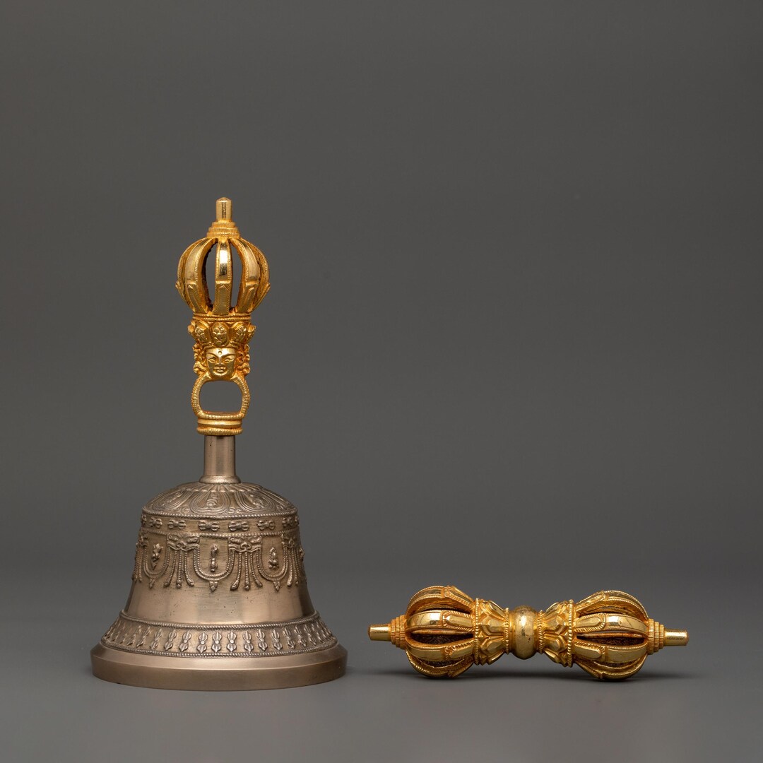 Bell and Vajra Bronze Craft for Altar | Tibetan Buddhist Ritual Set ...