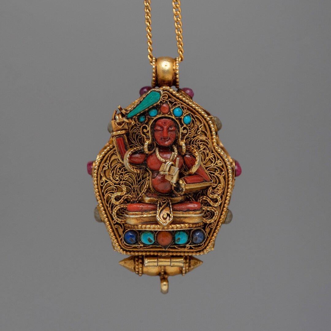 Buddhist Deity Manjushri Ghau Prayer Box Locket to Enhance Divine ...