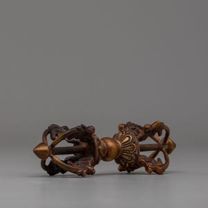 Buddhist Ritual Decorative Dorje Vajra | Tibetan Buddhist Double Vajra ...