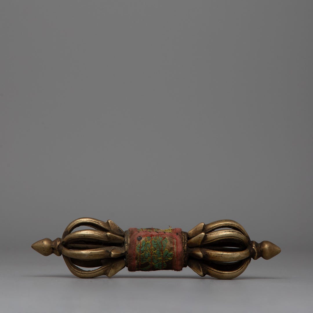 Tibetan Buddhist Vajra | Symbol of Strength, Enlightenment ...