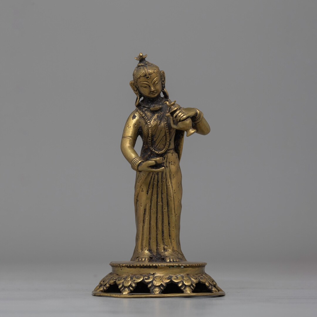 Handcrafted Newari Lady Brass Statue | 17.5cm Offering Figurine ...