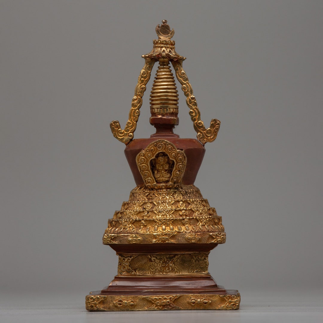 Tibetan Stupa | Symbol of Enlightenment and Peace | Buddhist Chaitya ...