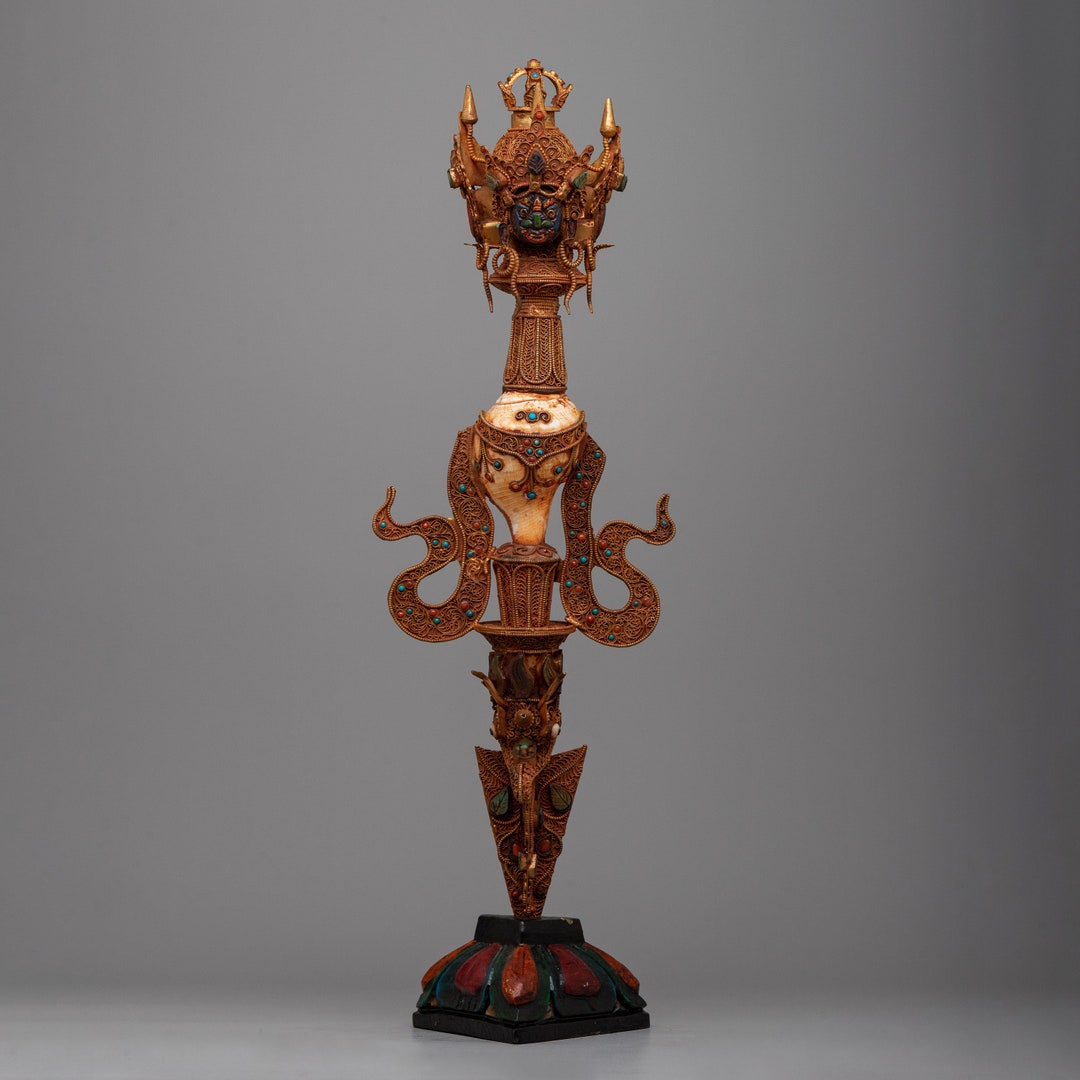 Buddhist Ritual Dagger Phurba With Conch Shell | Three Face Phurba(kila ...