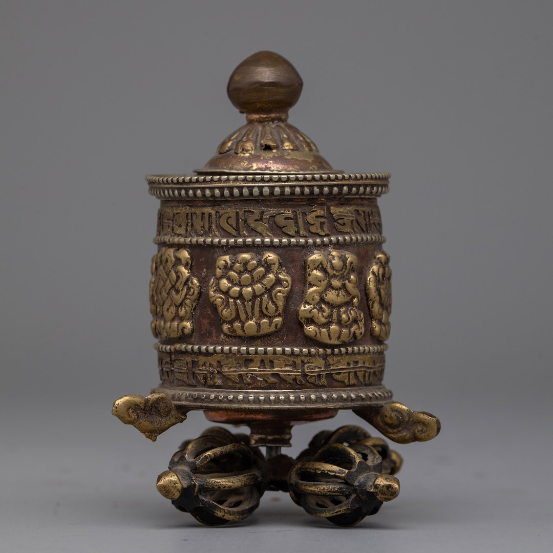 Tibetan Buddhist Spinning Prayer Wheel |enhancing Devotion With a ...