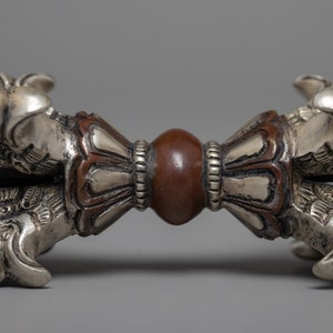 Buddhist Thunderbolt vajra Handcrafted Buddhist Vajra Buddhist Altar ...