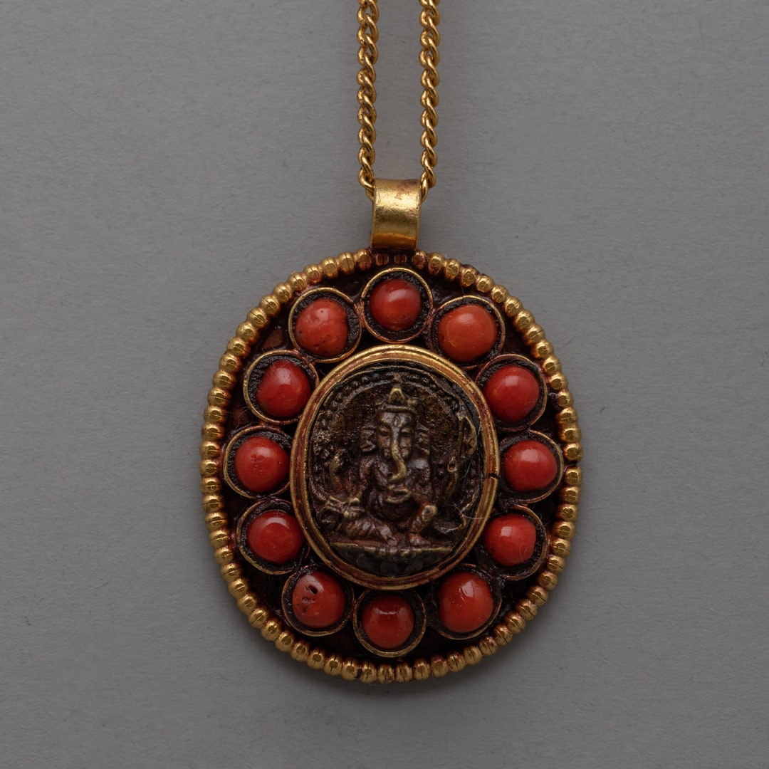 Handcrafted Ganesh Gold Locket | Traditional Spiritual Pendant | Unique ...