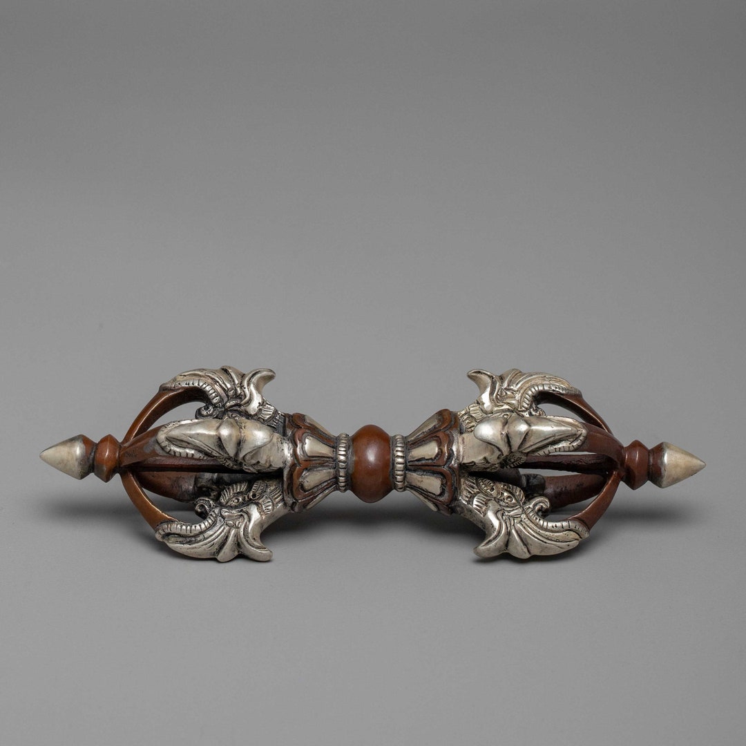 Buddhist Thunderbolt vajra Handcrafted Buddhist Vajra Buddhist Altar ...