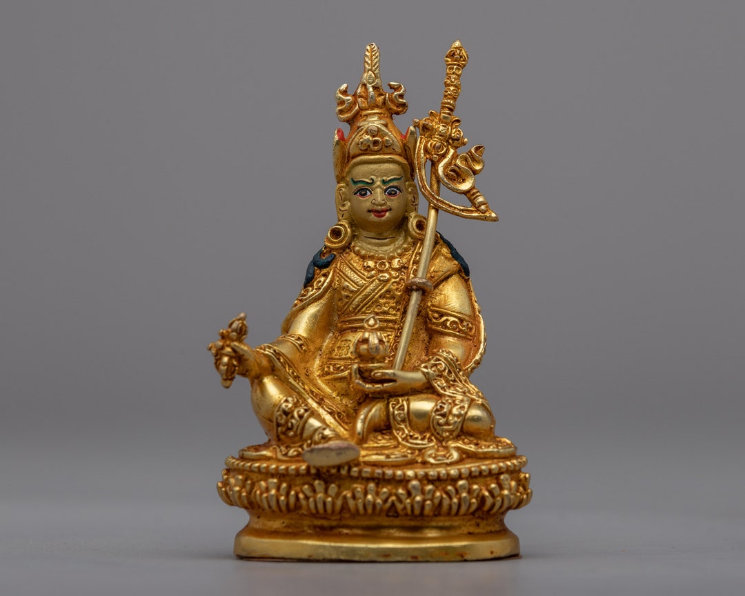 Guru Rinpoche Statue Guru Padmasambhava Sculpture Traditionally Machine ...