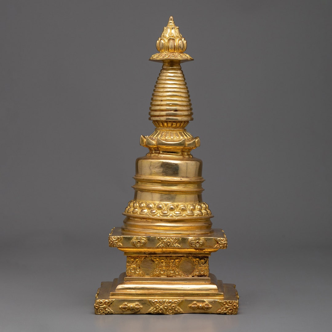 Buddhist Stupa Plated With Genuine 24K Gold | Handcrafted Golden Stupa ...