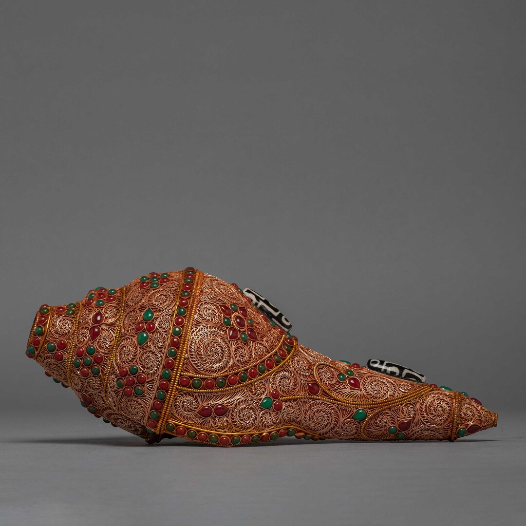 Buddhist Conch Shell | Tibetan Conch Shell | 24K Gold Plating ...