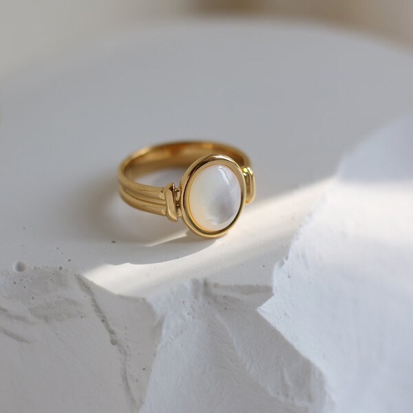 Modern Ring - Etsy