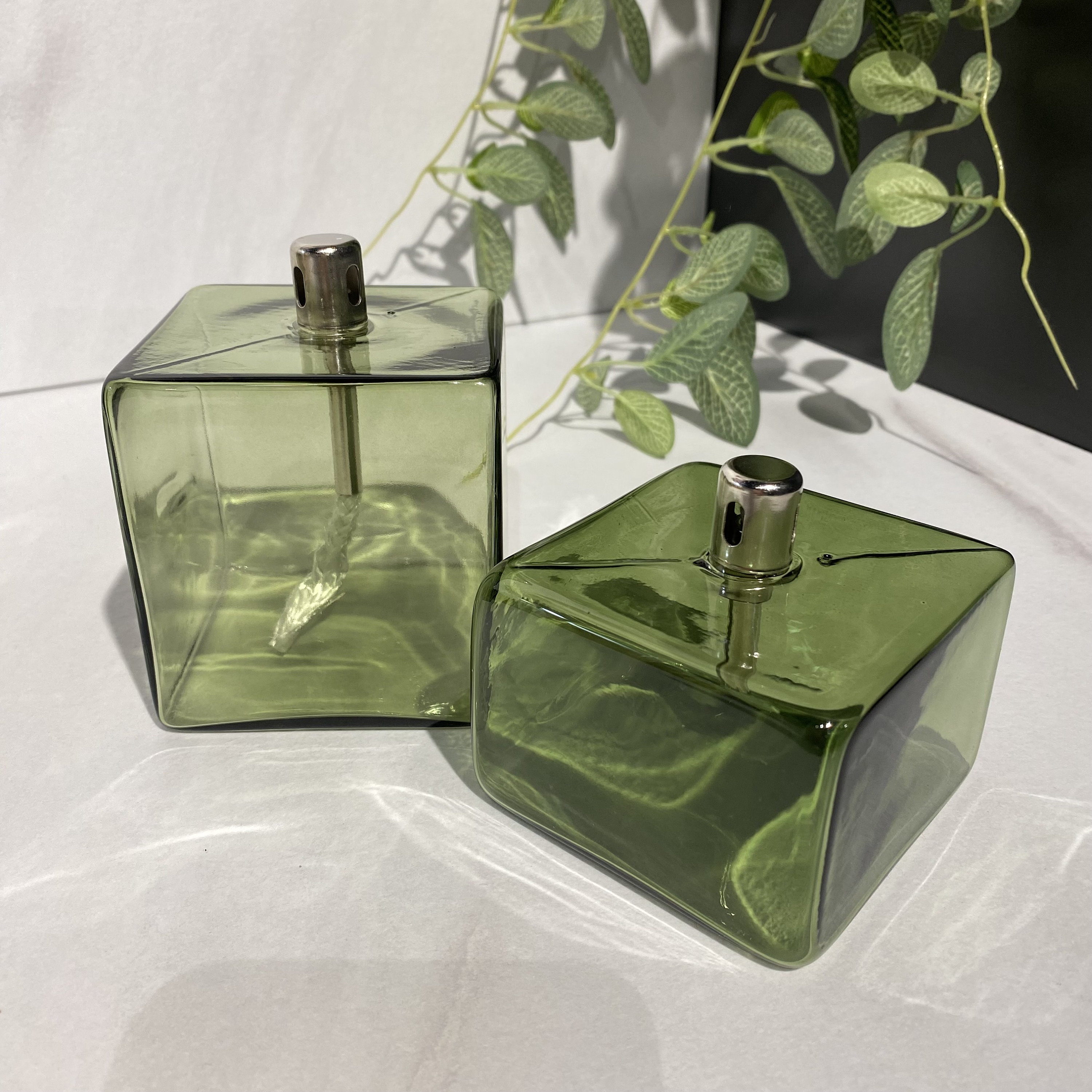 Modern Glass Oil Lamp, Cube, Transparent Green, Living Room Decoration ...