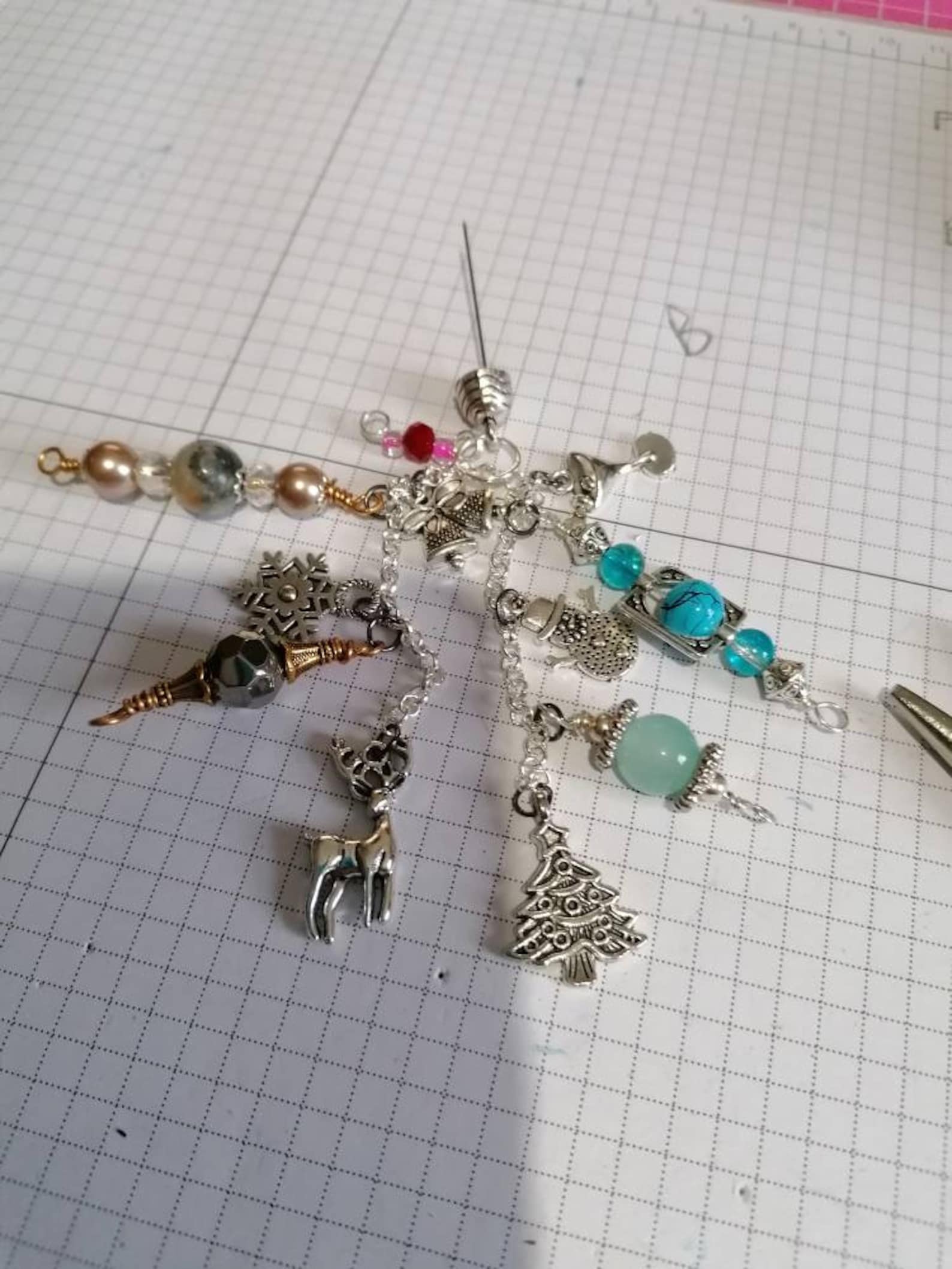 Stopper Topper Glitter Glue Pin With Dangles - Etsy