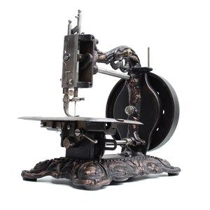 The princess of Wales Antique Sewing Machine | Etsy