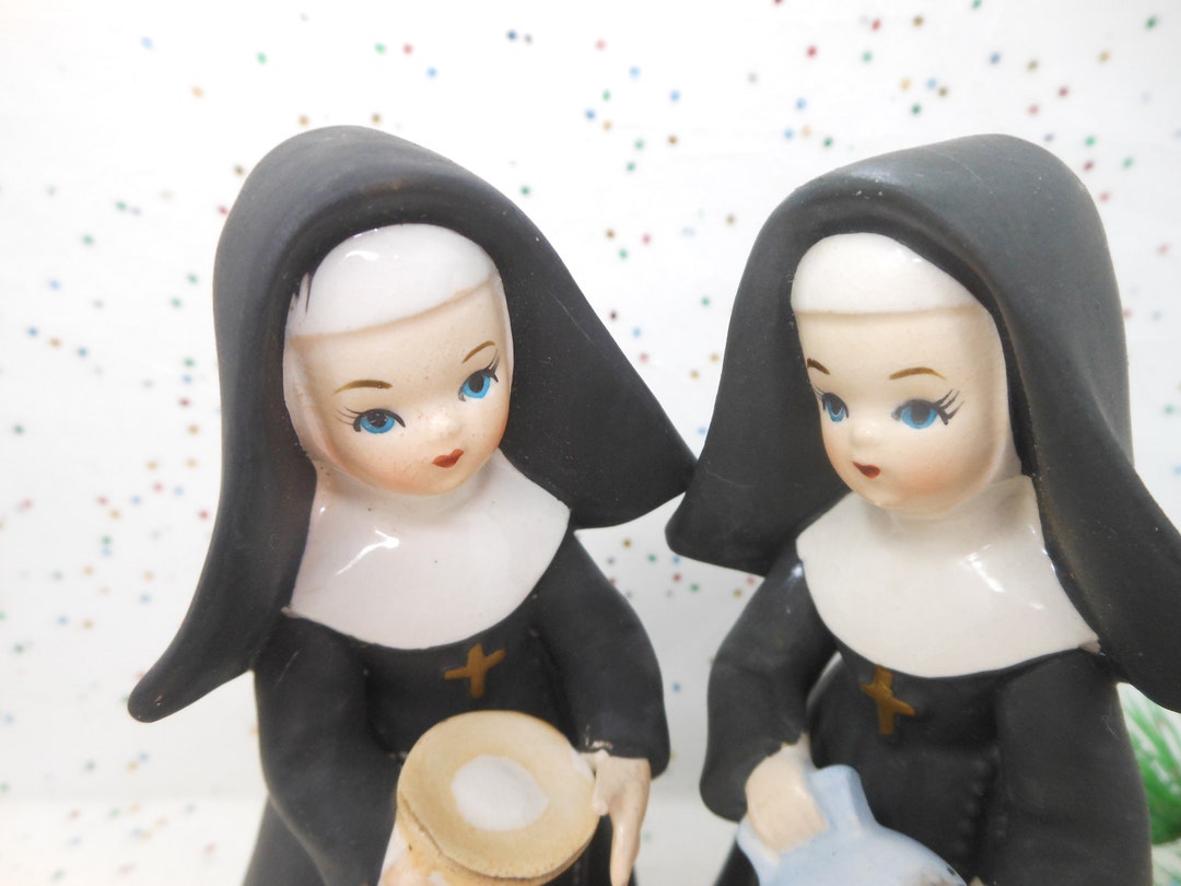 Vintage NAPCO Nun Figure LOT 2 Laundry Kitchen Japan Christmas Easter ...