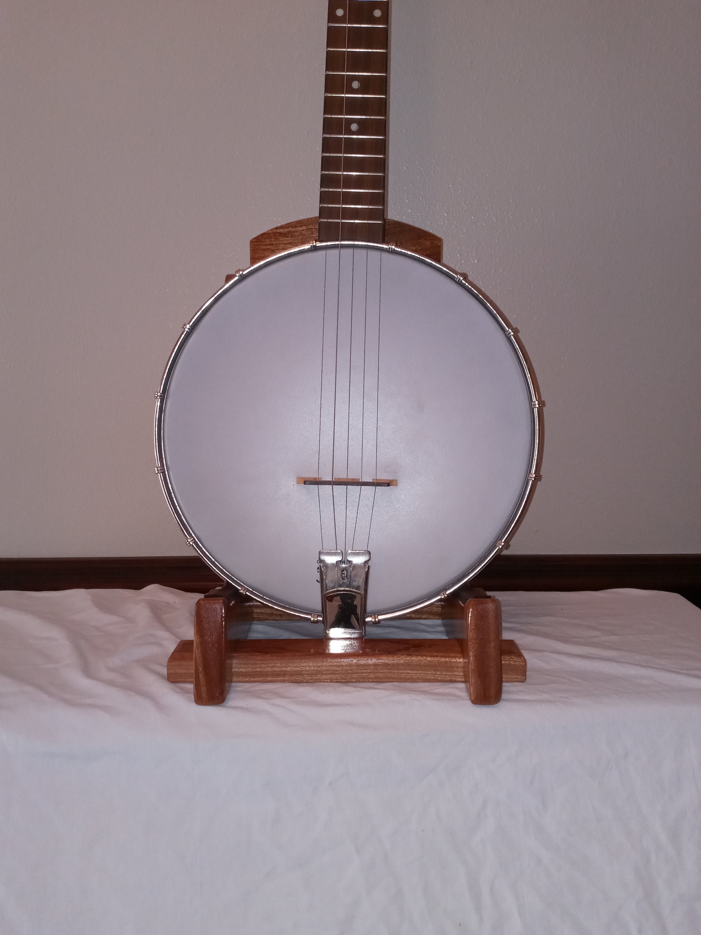 Banjo Stand: Open or Closed Back Banjo, Free Standing - Etsy