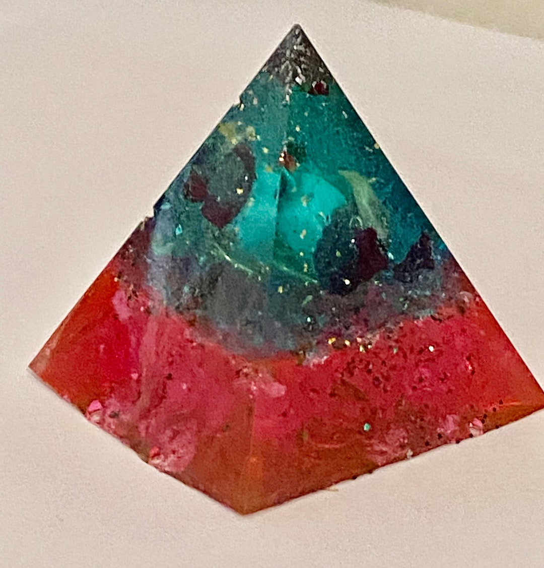 Orgone Orgonite Pyramid With Shungite, Lodestone, Crystals, Gem Stones ...