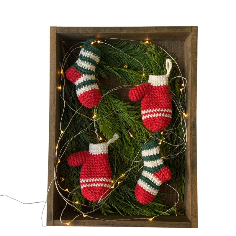 Mitten Garland - Etsy