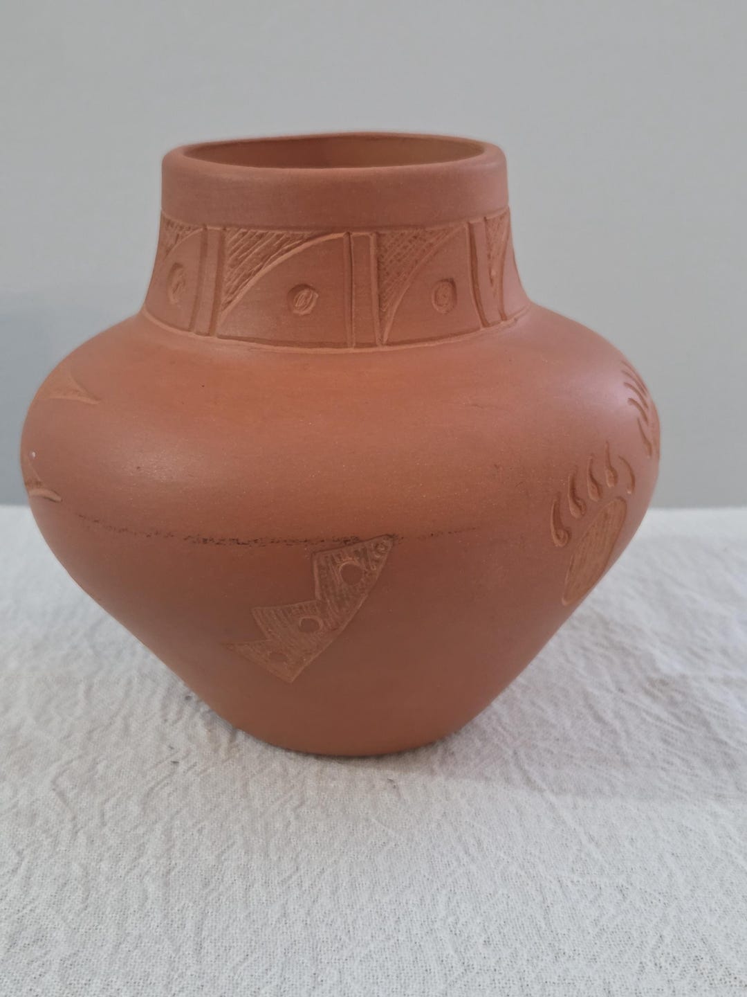 Vintage Curated Native American Signed V. Louis Acoma Pueblo Embossed ...