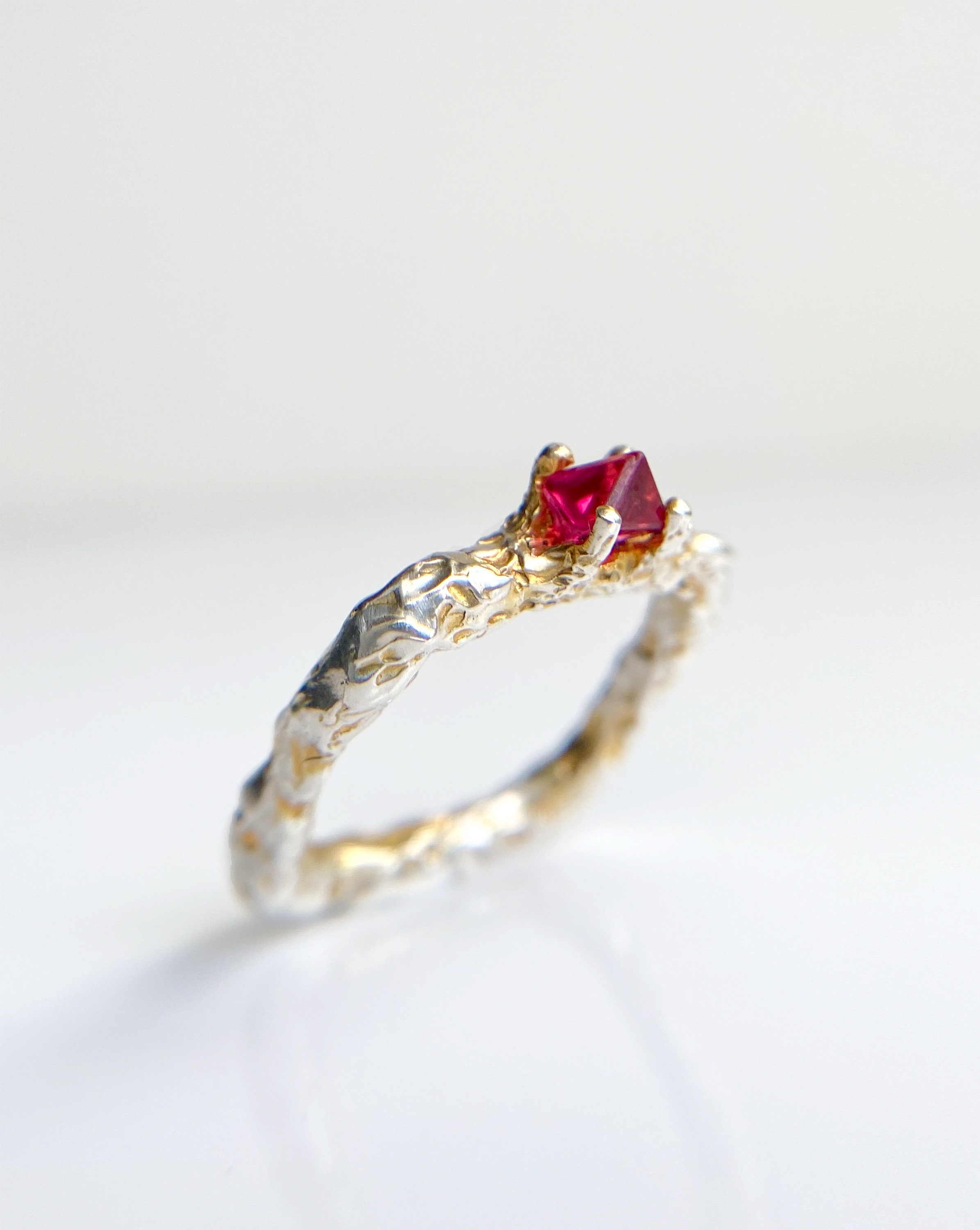 Fiery Elegance Solitaire Ring With Octahedral Raw Red Spinel - Etsy