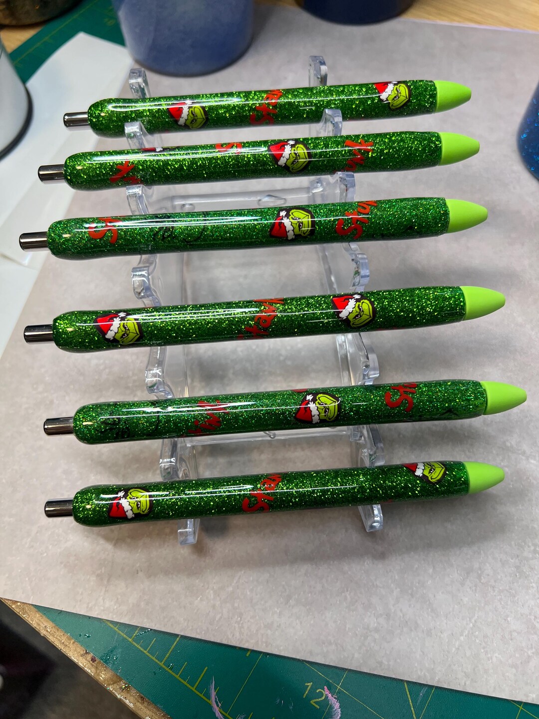 Grinch Glitter Gel Pens – Handmade Epoxy Christmas Pens | Refillable ...