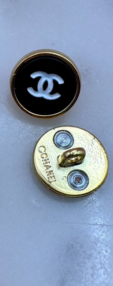 Repurposed Buttons - Etsy Canada