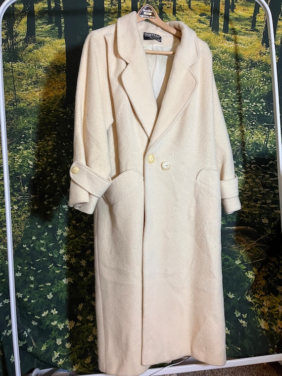 White Piping Trim Trench Coat at Yolanda Johnson blog