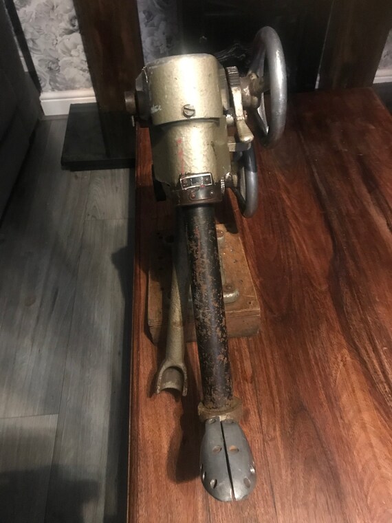 1930s German cobblers shoe expander/stretcher - Gem