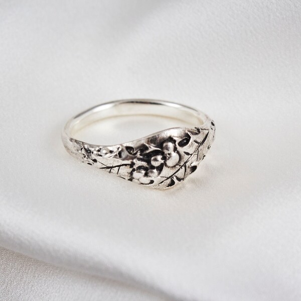 Sterling Silver Ring - Etsy