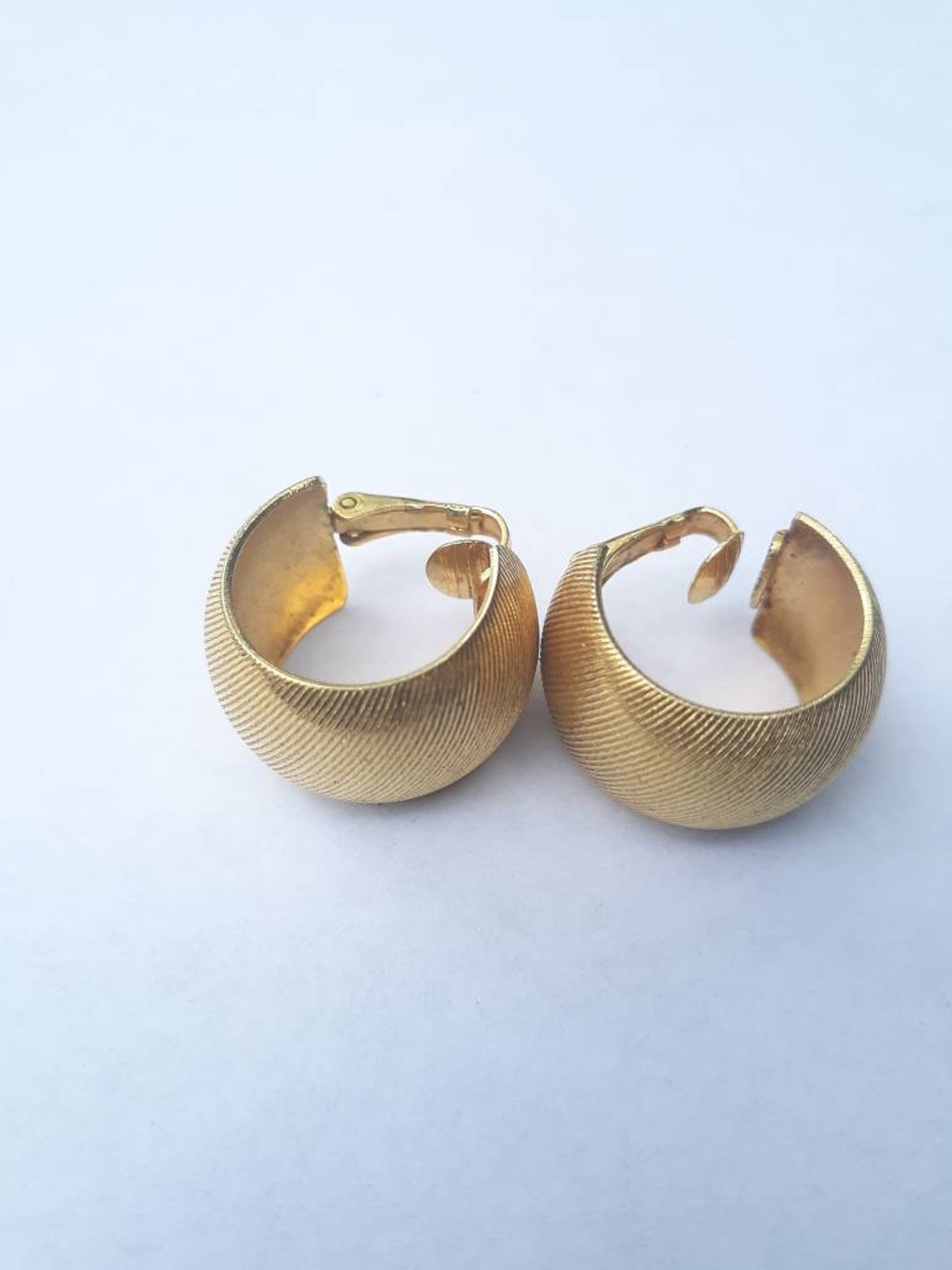 Vintage Avon Clip on Gold Tone Hoops | Etsy